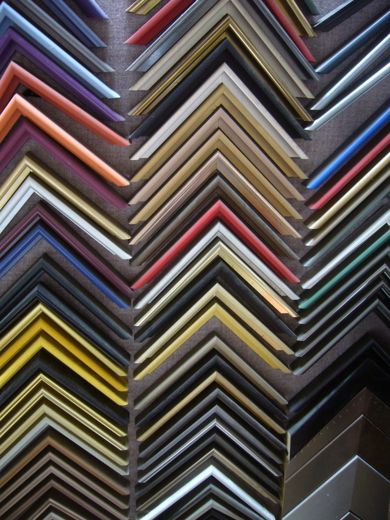 Custom Aluminum Metal Picture Frames