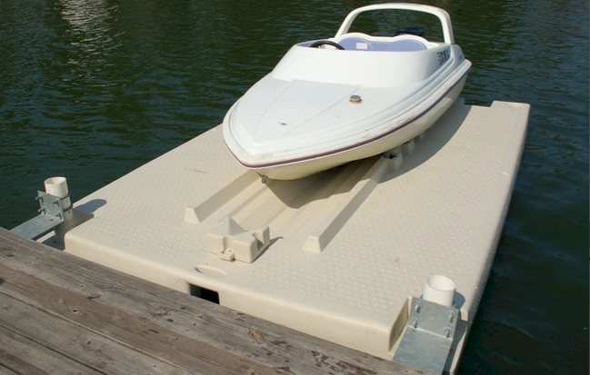 11'8" x 7'6" Drive On Dock