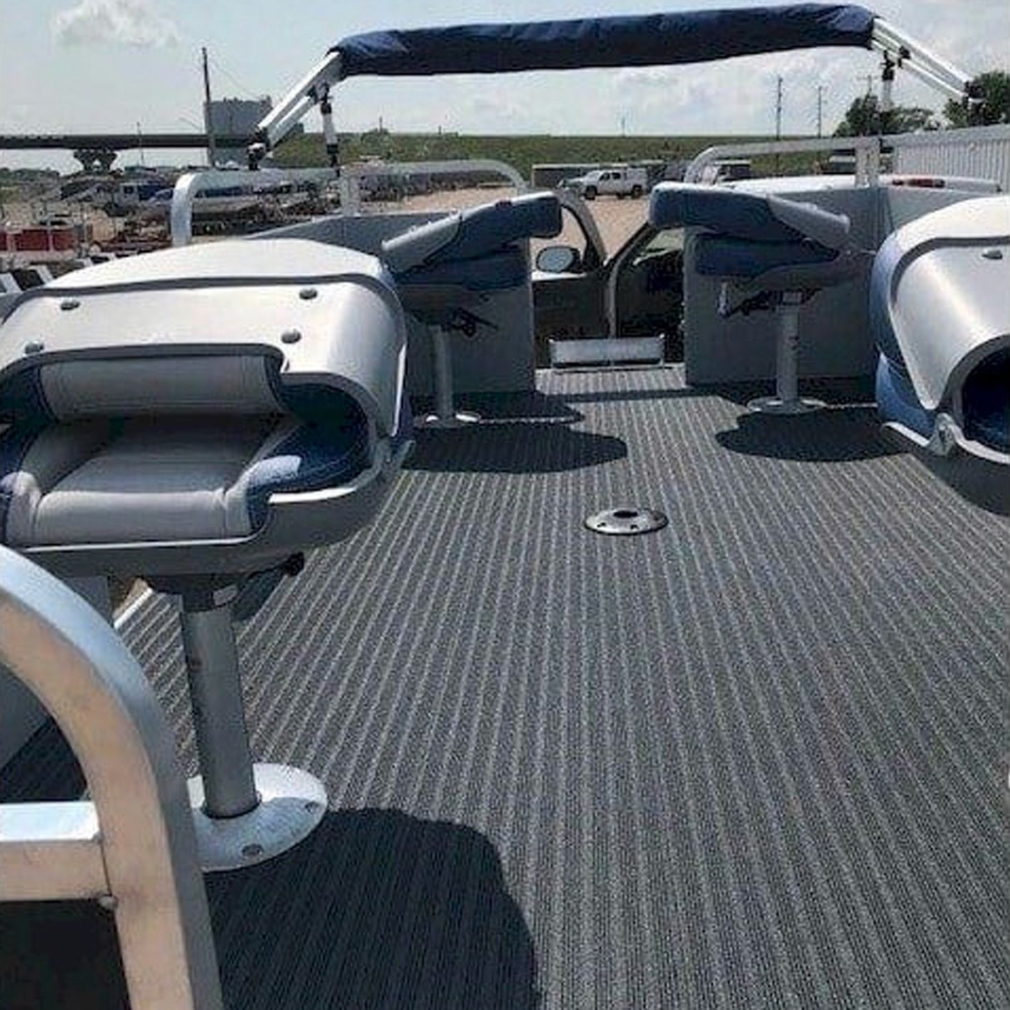 Laker 612 4S Table Package