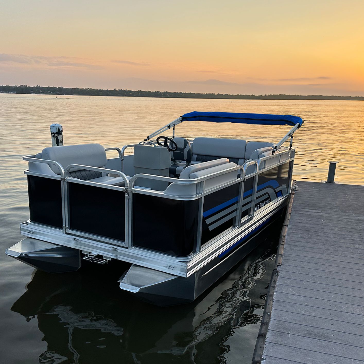 Laker 712 Pro-Lounge