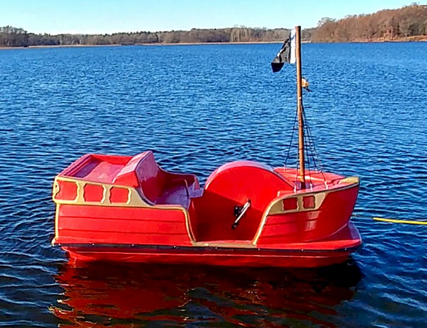 Pirateship Pedal Boat V2
