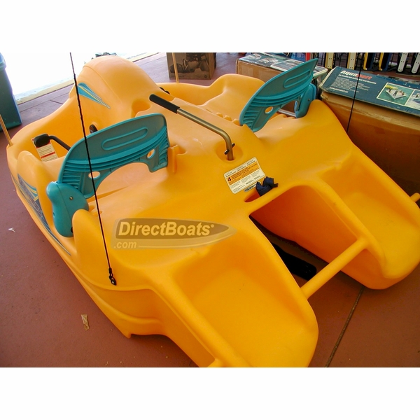 Water Bee 203CMX Pedal Boat