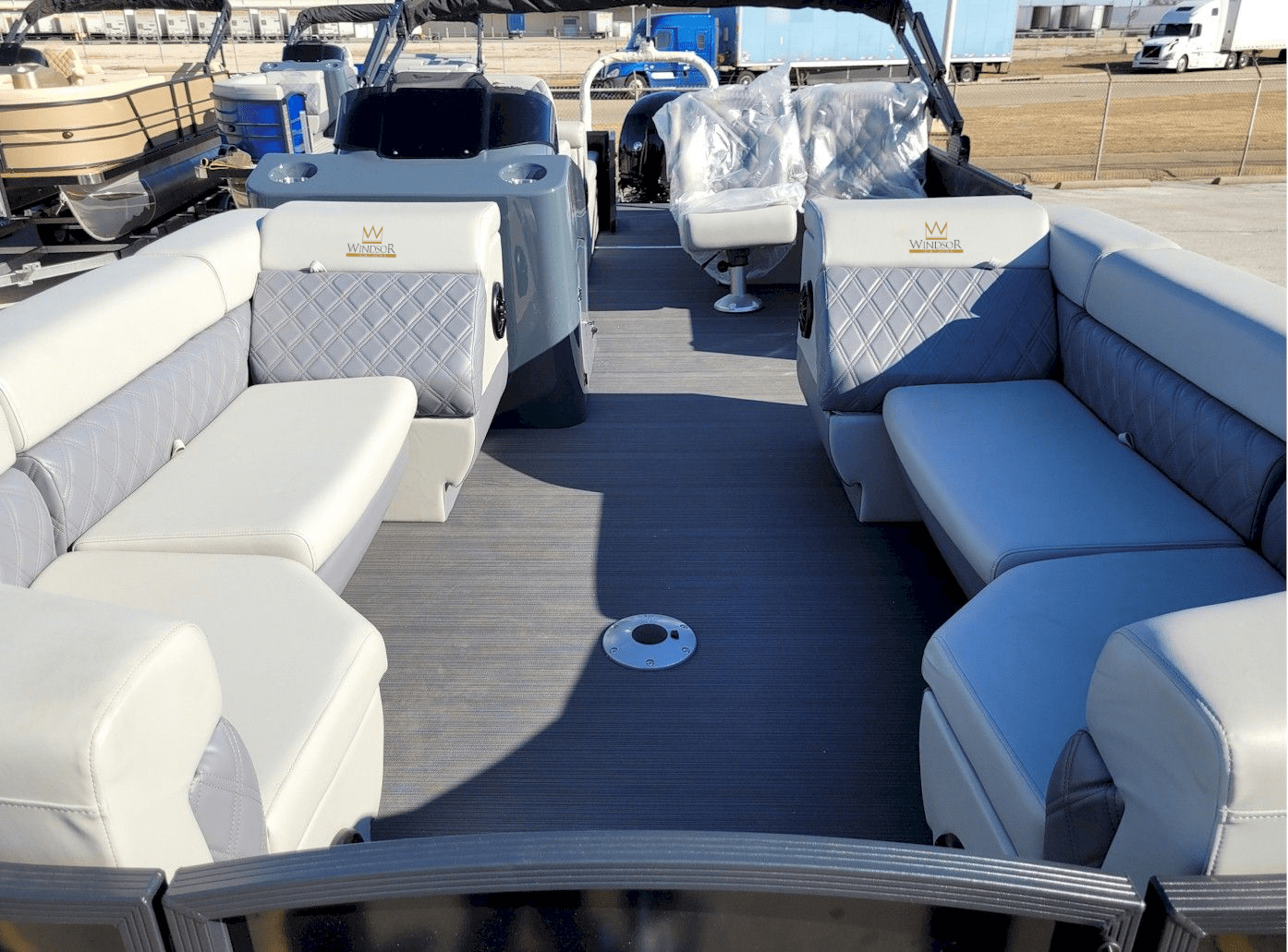 Windsor 238 Lounger Pontoon Boat