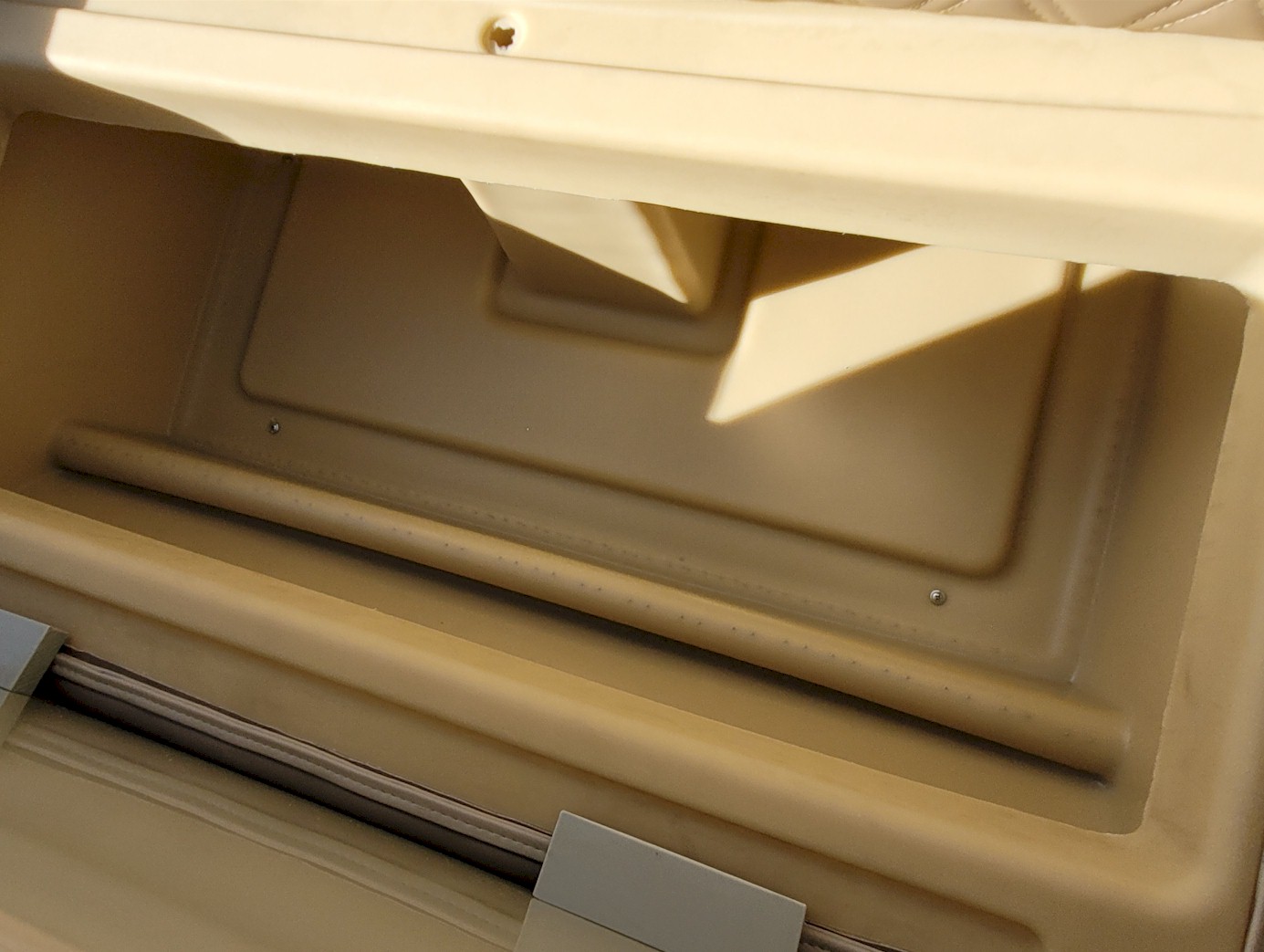 Windsor 238 Cruise Pontoon Boat Package