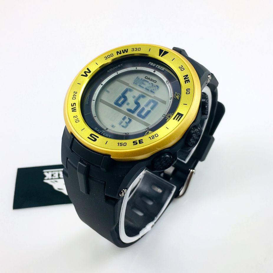 Casio Pro Trek Pathfinder Compass Altimeter Thermometer Watch PRG330-9A