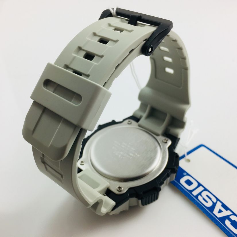 Men's Casio Digital Vibration Alert White Resin Watch W735H-8A2V