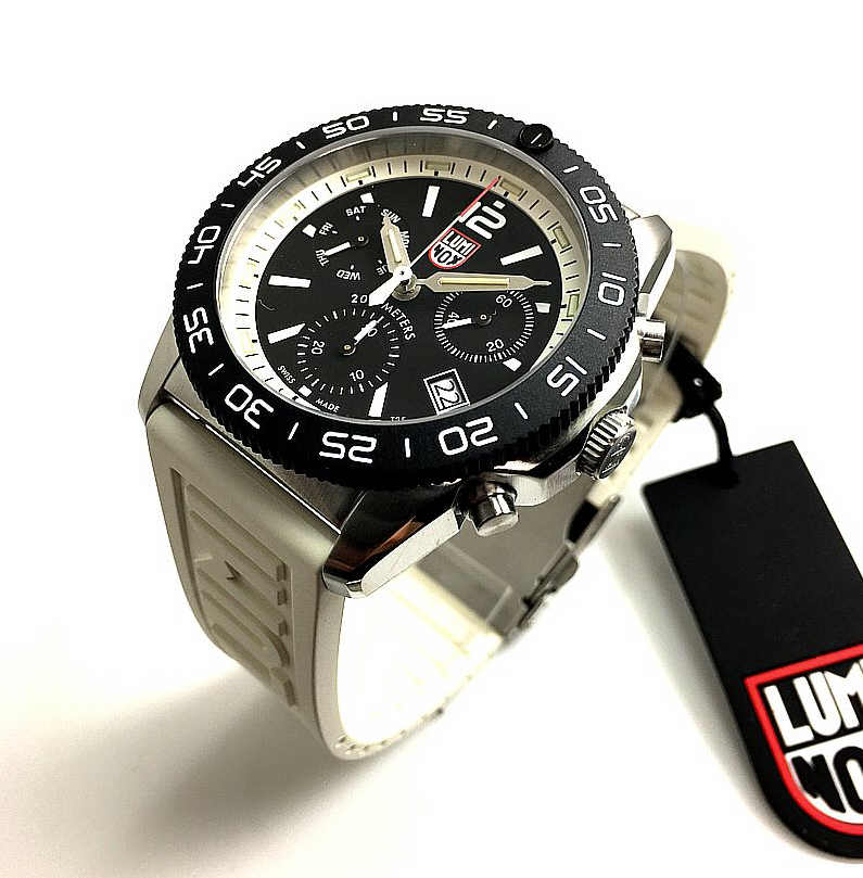 Men's Luminox Pacific Diver Chronograph White Strap Swiss Watch 3141