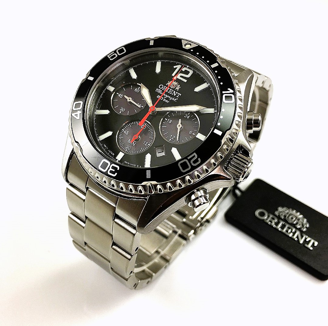 Men's Orient Mako Solar Powered Chronograph Sport Watch RA-TX0202B10B