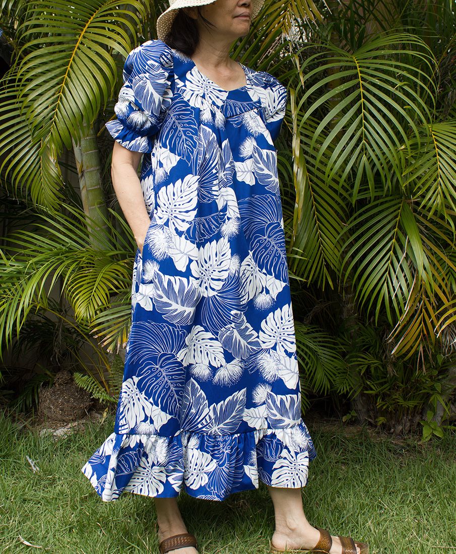 Hawaiian muumuuBlue Flower, S to 2XL - Hawaiian muumuus for Womens