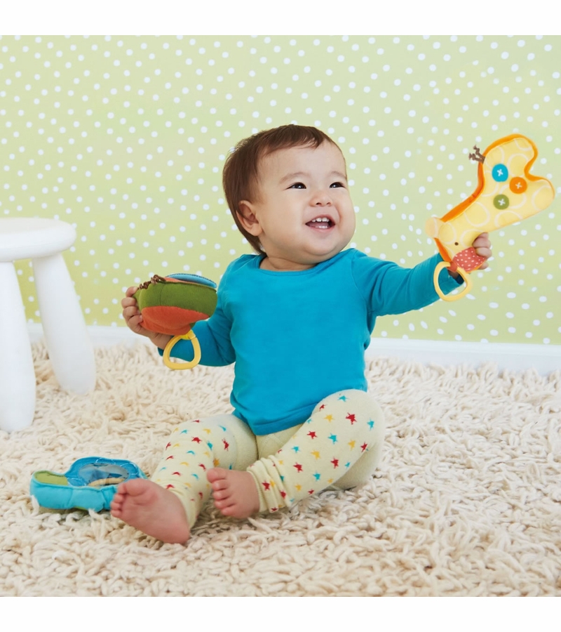 Skip Hop Giraffe Safari Rattle Pal Trio