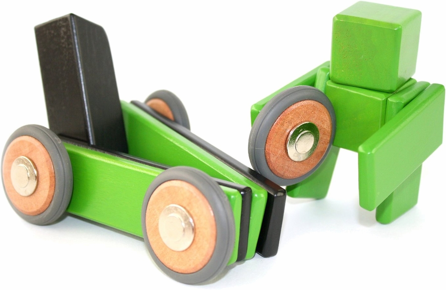 Tegu Hatch Magnetic Wooden Car