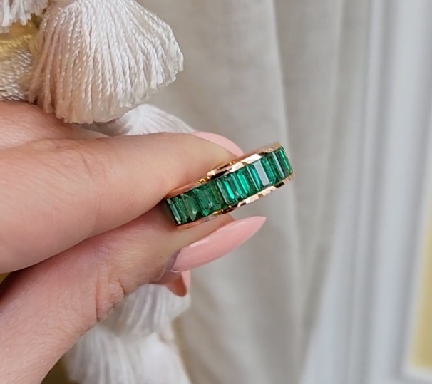 Emerald Eternity Band in 18K Rose Gold | American Pearl