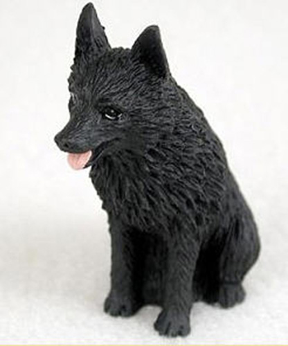 Schipperke Miniature Figurine | Animalden.com