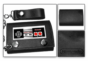 Wallet: Nintendo - Controller Trifold w/ Chain - Anime Books