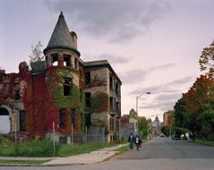 Andrew Moore: Detroit Disassembled - ARTBOOK|D.A.P.