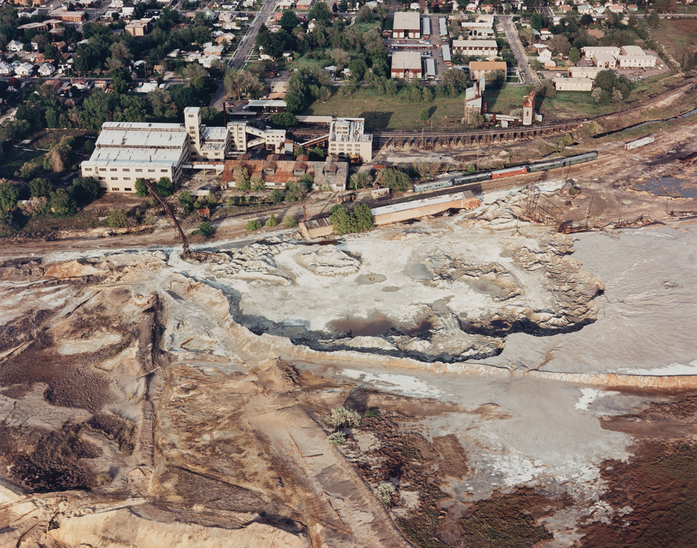 David T. Hanson: Waste Land - ARTBOOK|D.A.P.