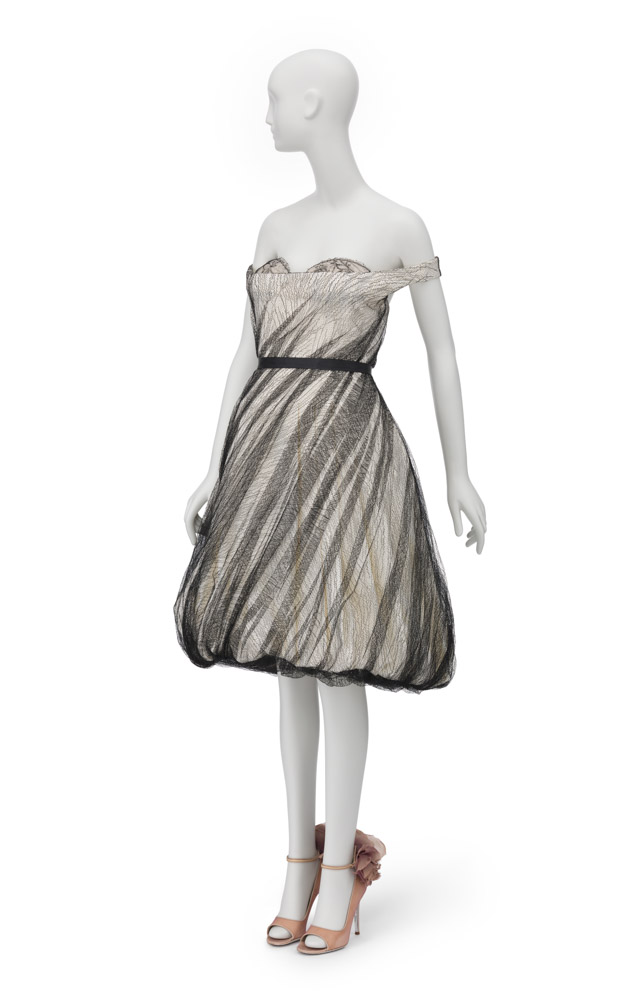 Lee Alexander McQueen: Mind, Mythos, Muse - ARTBOOK