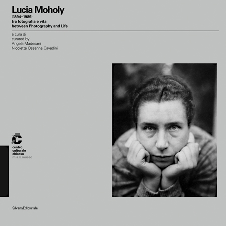 Lucia Moholy: Between Photography and Life 1894-1989 - ARTBOOK