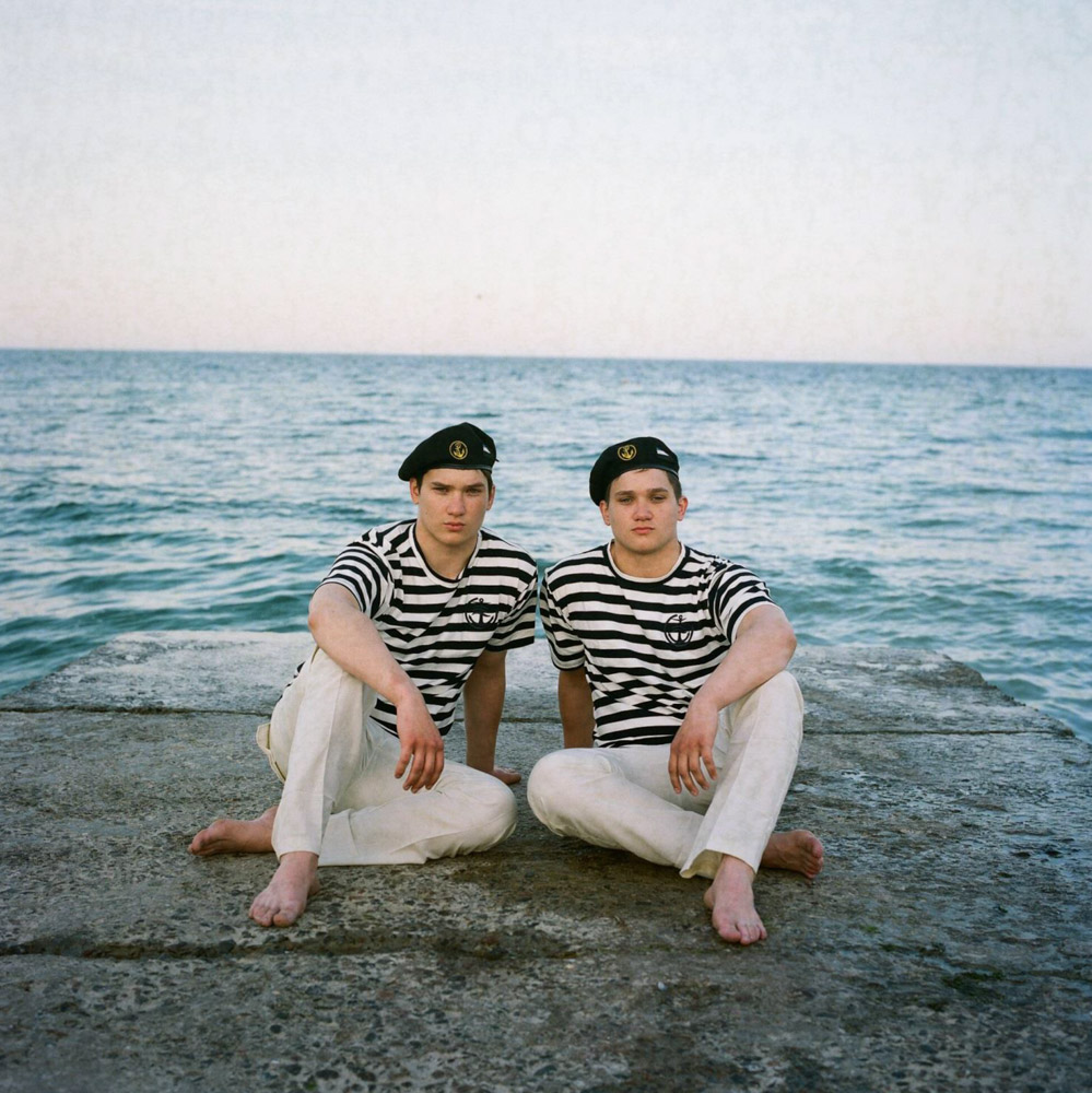 Michal Chelbin: How to Dance the Waltz - ARTBOOK|D.A.P.