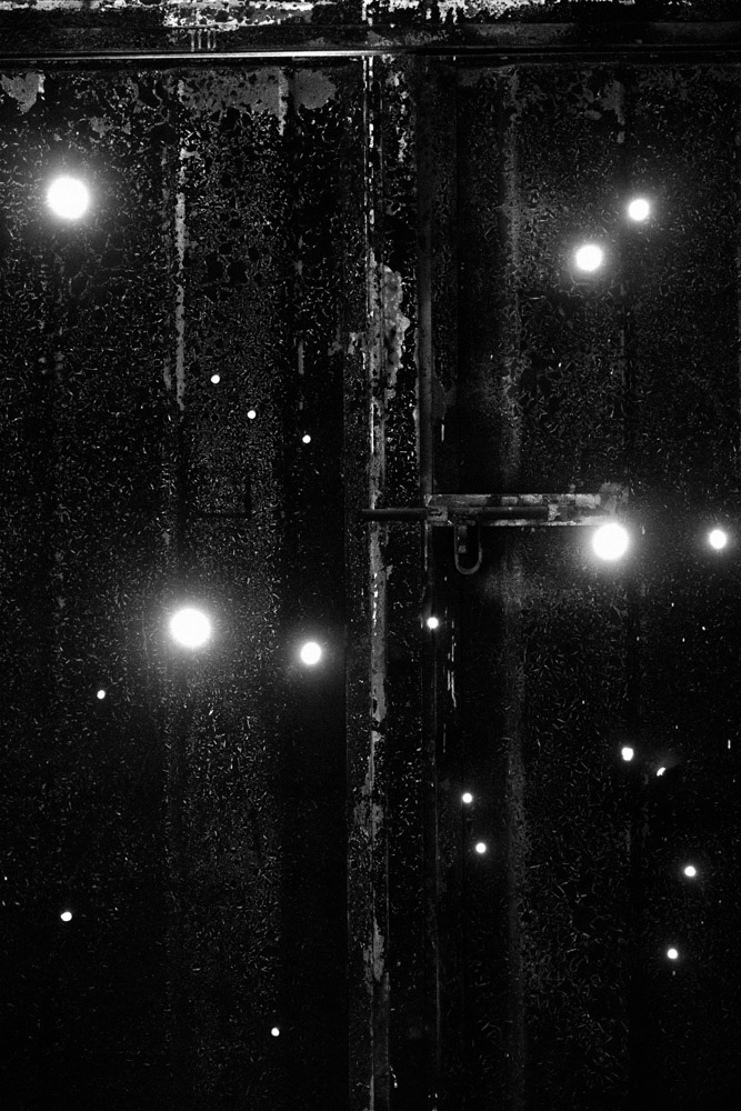 Paolo Pellegrin: Telling the World - ARTBOOK|D.A.P.