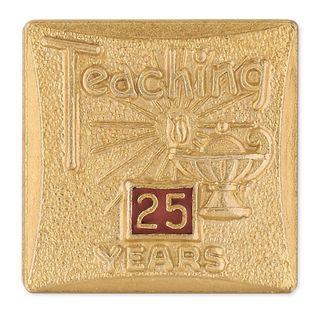 No. 665 Teaching 25 Years Pin
