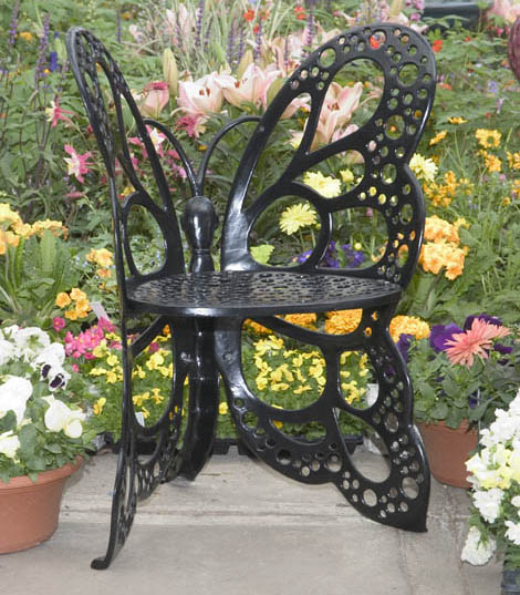 FlowerHouse Wrought Iron Patio Butterfly Chair in Black