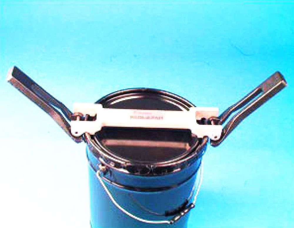 3, 3.5, 5, 6 Gallon 4 Lug Manual Lug Closing Tools