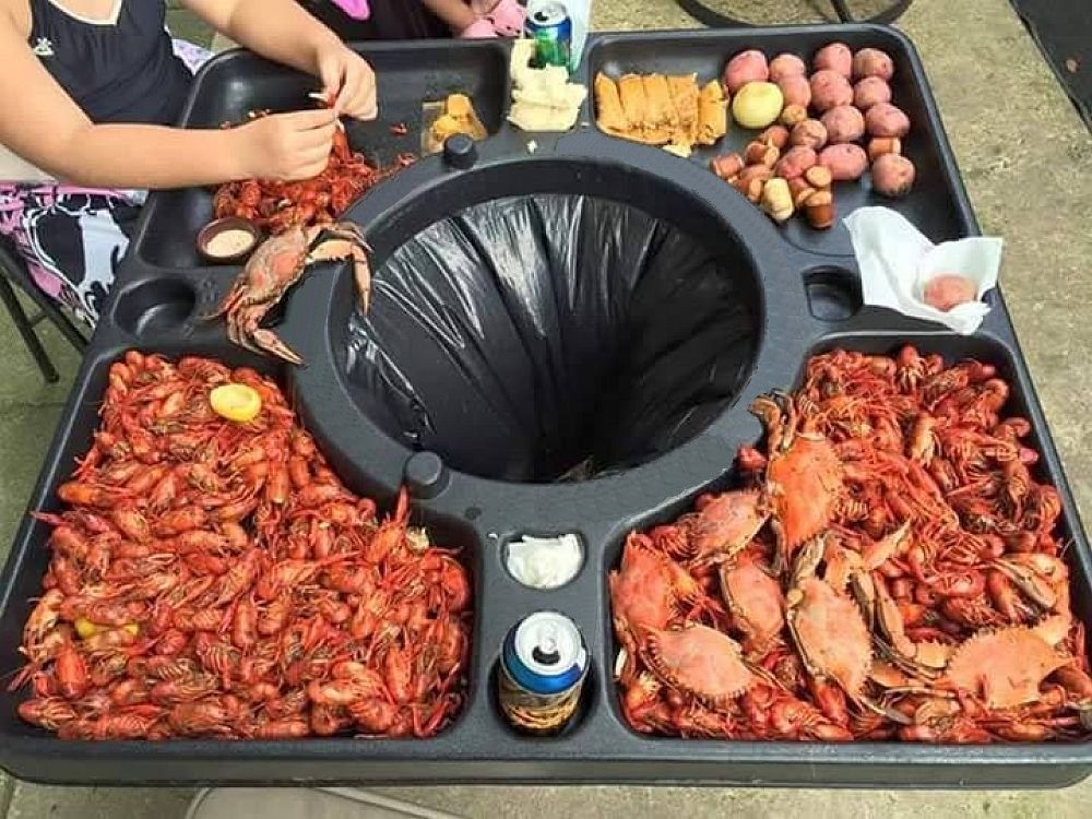 Durable Plastic Crawfish Table - Fits 55-Gallon Barrel with Trash Hole ...