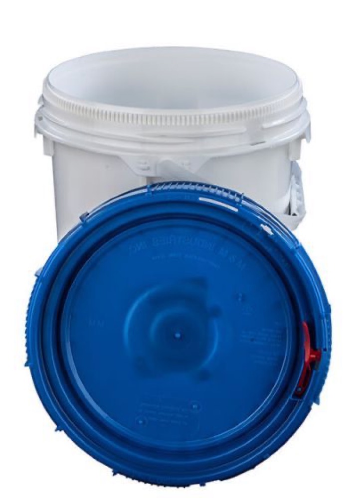 Life Latch 0.60 Gallon (2.4 Qts) Top -12 Pack Free Shipping