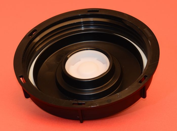 Plug Type 6" Polypropylene Fill Caps for IBCS