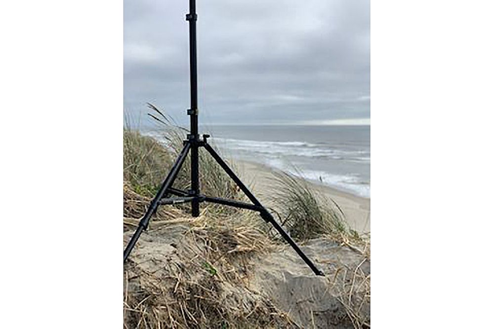 7m Mastwerks™ Tripod and Mast System