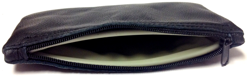 Black Leather Full Size Tobacco Pouch with Zipper