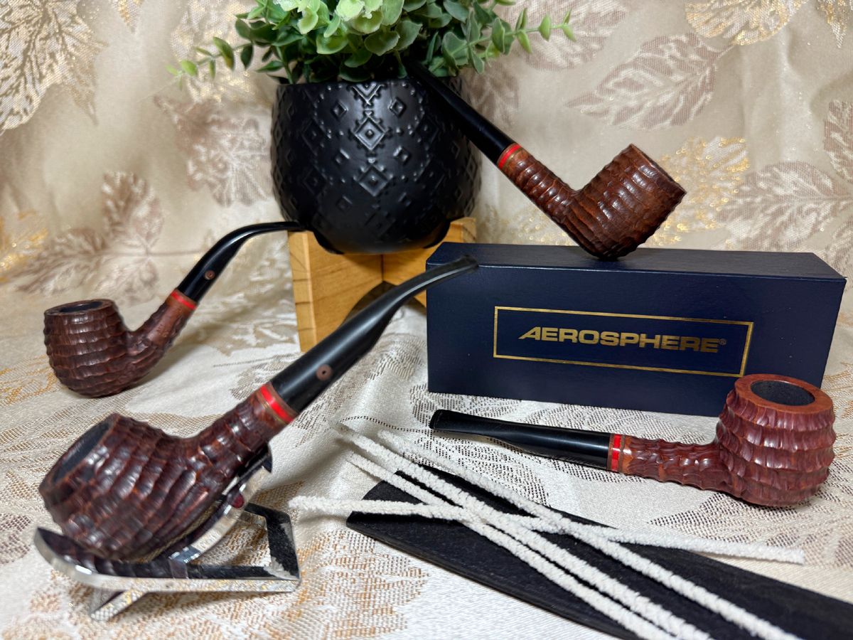Duncan Hill Aerosphere Grand Deluxe Pine Carved Pipe