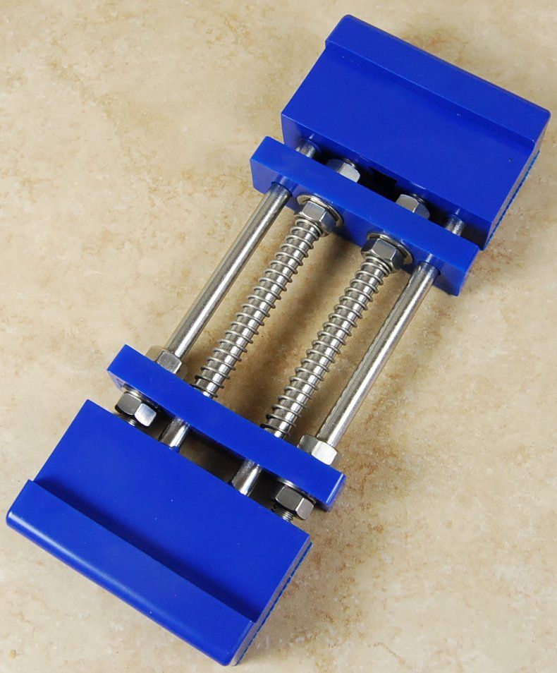 Spring Loaded Stone Holder