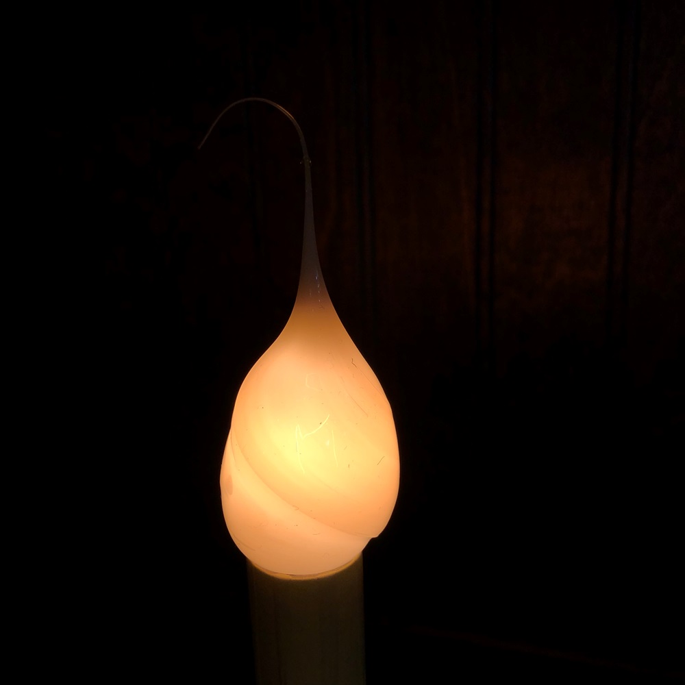 Warm Star Silicone Light Bulb - Candelabra Base - 4 Watts/3in