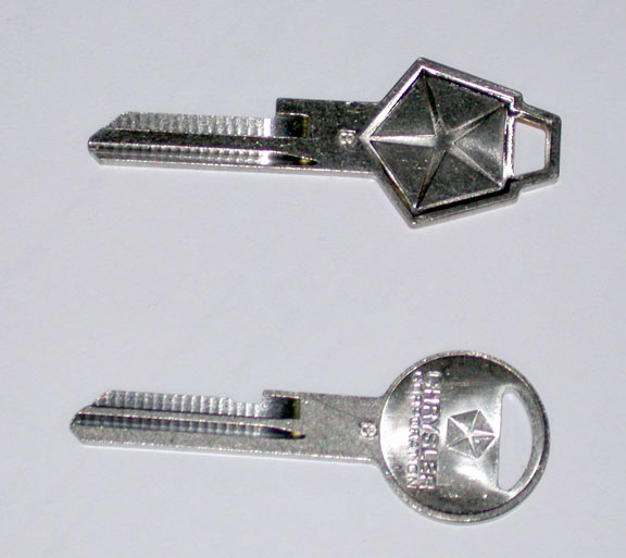 Chrysler Entry & Ignition Key Set