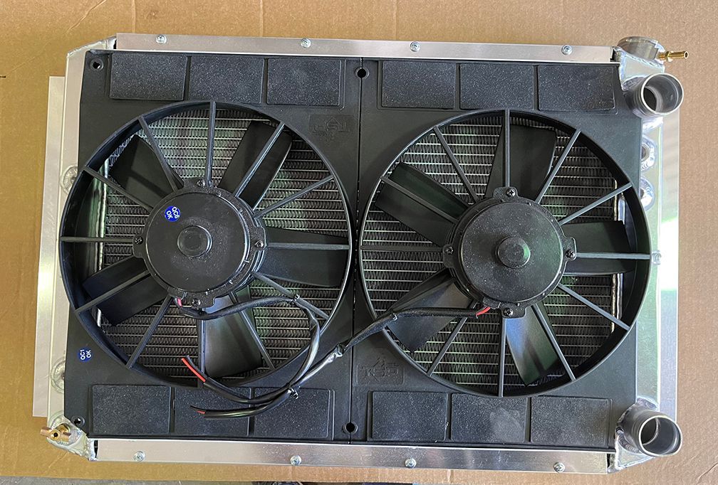 GEN III HEMI Swap Radiator - 26"