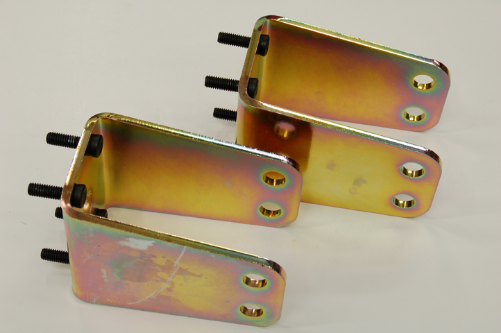 Mancini Racing Spring Hanger Set