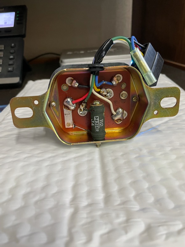 Toyota Corona, Celica, Corolla, HI-Lux Pickup Voltage Regulator