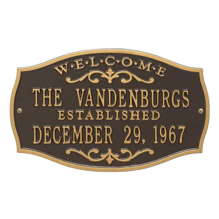 Welcome Plaque With Family Name and Established Date
