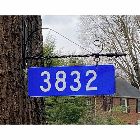 Hanging Sign Bracket With Decorative Scrollwork For Hanging Address ...
