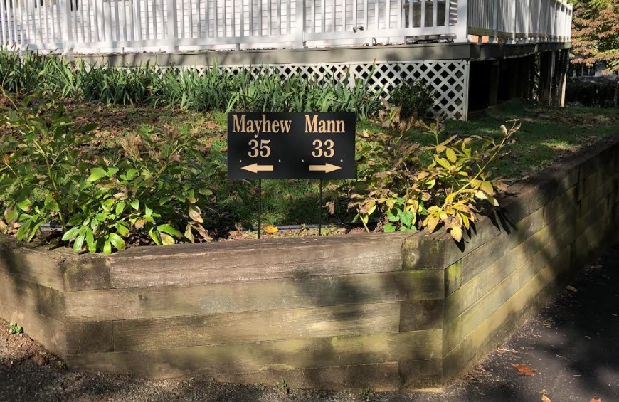 House Number Sign To Display Two Addresses With Arrows - Multi Unit ...