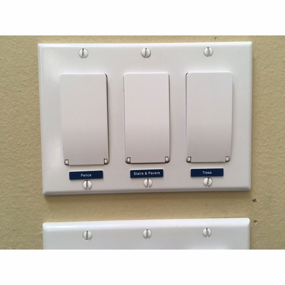 Lightswitch Labels - Custom Made Stick On Label To Mark Any Light or Switch