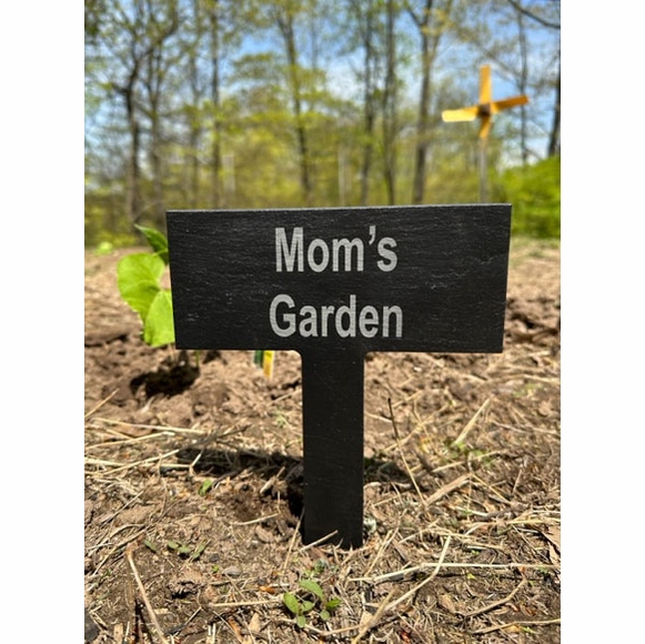 Mom's Garden Sign