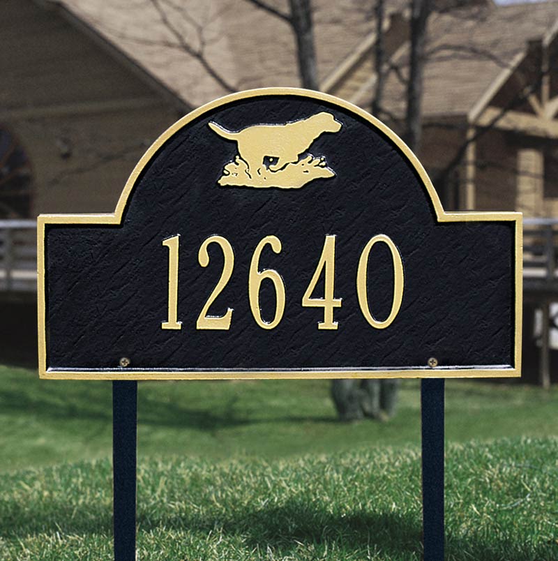 Arch Shape Address Sign with Retriever - Dog Lover Address Plaque