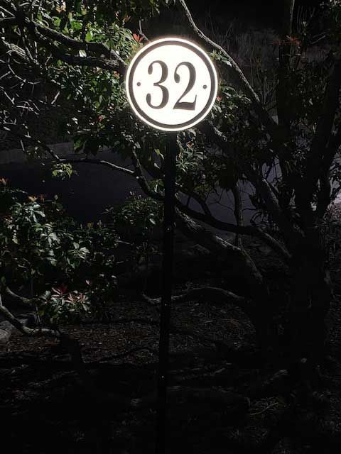 Reflective Address Number Sign