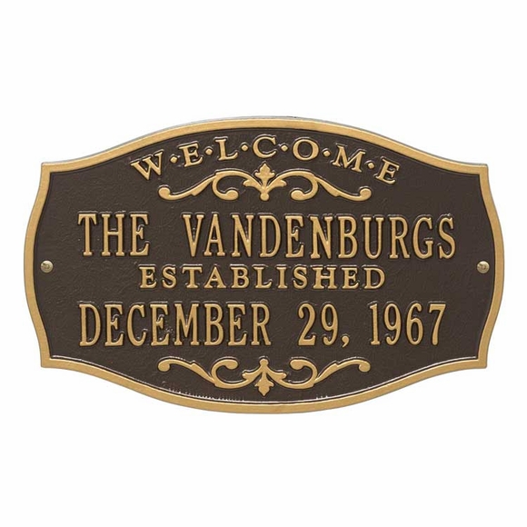 Welcome Plaque With Family Name and Established Date