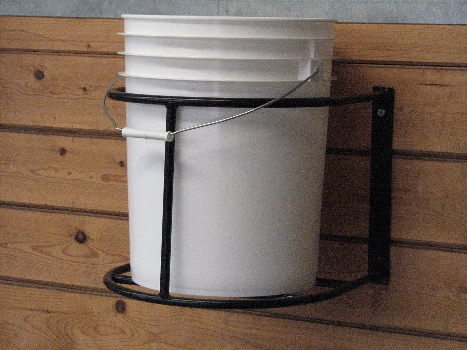 Heavy Duty Bucket Holder