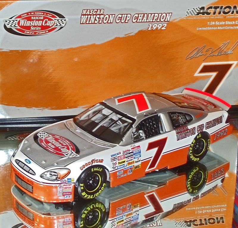 ALAN KULWICKI VICTORY LAP THUNDERBIRD 1/24 SCALE ACTION DIECAST NASCAR