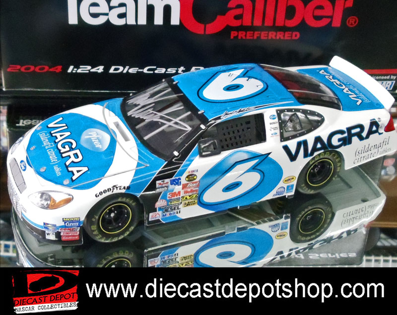AUTOGRAPHED MARK MARTIN 2004 VIAGARA NIGHT RACE 1/24 TEAM CALIBER PREFERRED